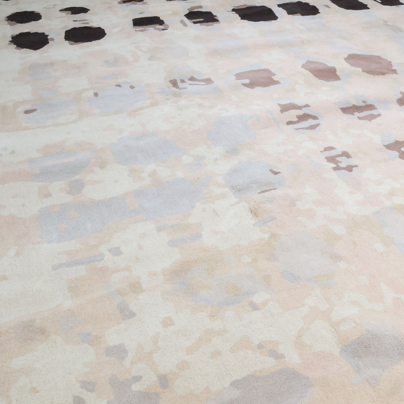 Milan Tufted Rug | Neutral Patterned Tufted Rug – Scout Design Studio